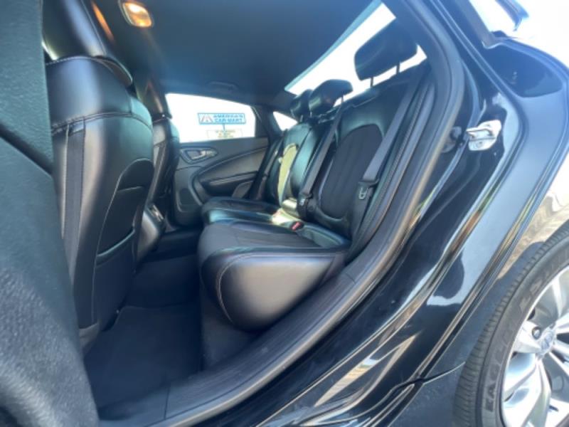 2015 Chrysler 200 | America's Car-Mart