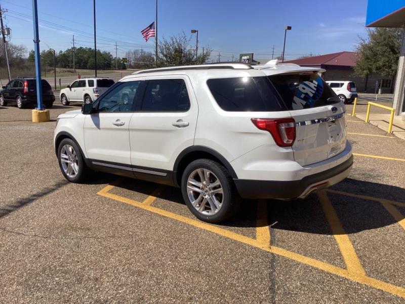 2016 Ford Explorer | America's Car-Mart