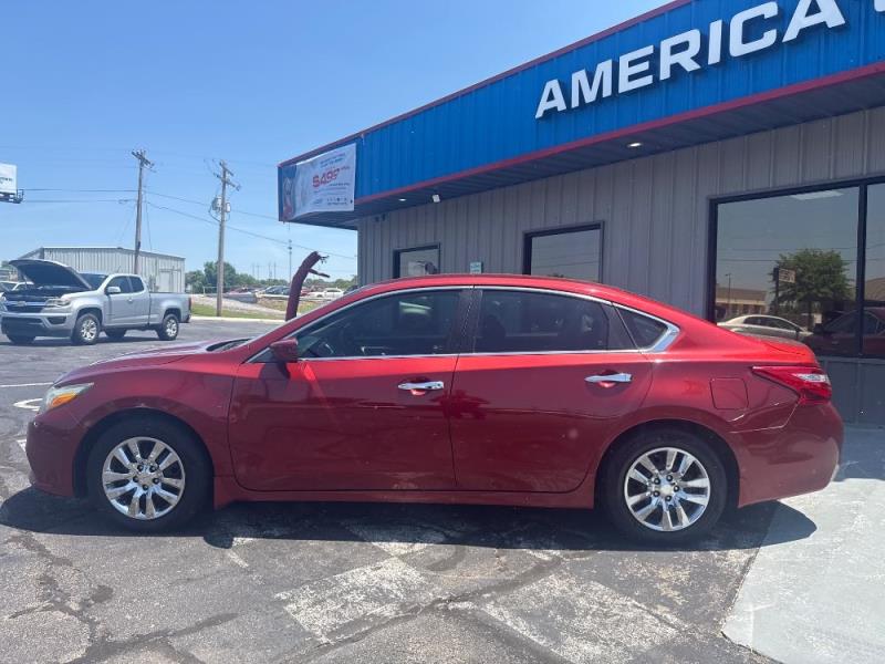 2016 Nissan Altima | America's Car-Mart