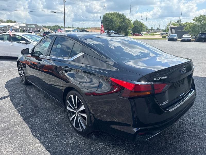 2021 Nissan Altima | America's Car-Mart