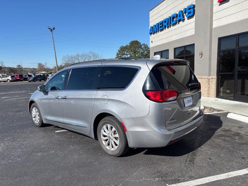 2017 Chrysler Pacifica | America's Car-Mart