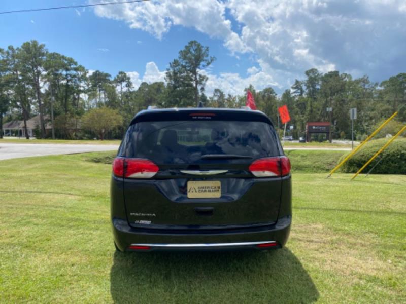 2018 Chrysler Pacifica | America's Car-Mart