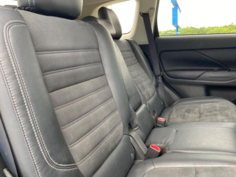 2019 Mitsubishi Outlander | America's Car-Mart