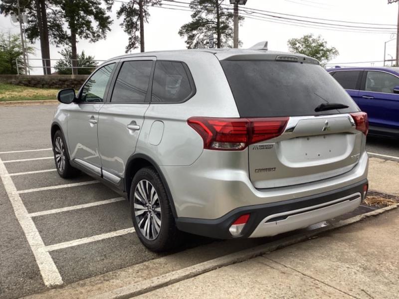 2019 Mitsubishi Outlander | America's Car-Mart