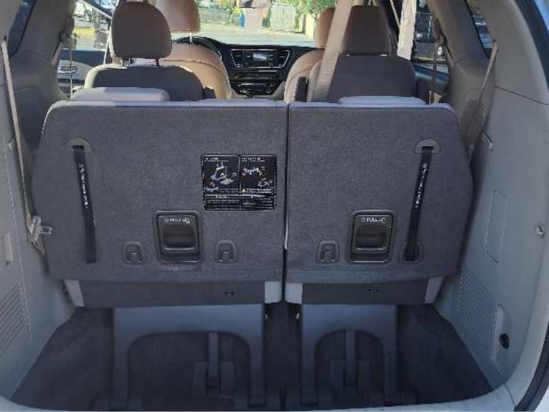 2016 Kia Sedona | America's Car-Mart